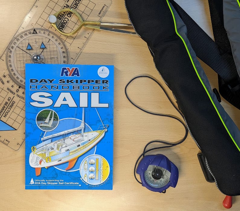 RYA Day Skipper Handbook Sail - Commodore Yachting